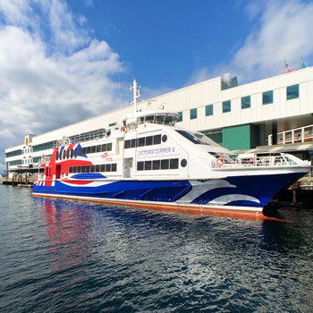 Victoria to Seattle Sea & Sky Overnight Package | Clipper Vacations